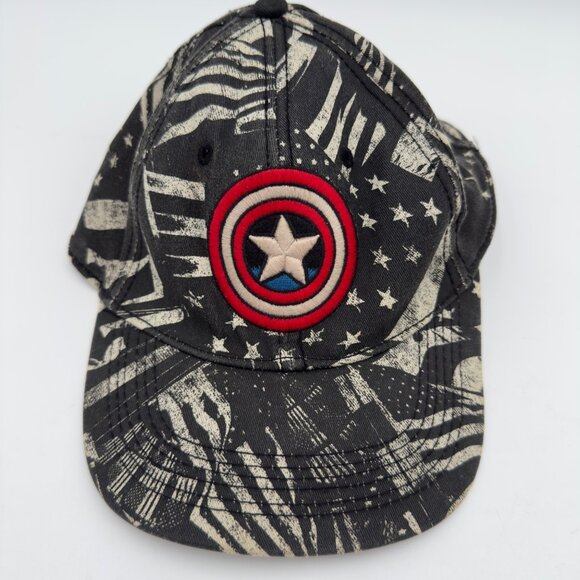Marvel | Accessories | Captain America Marvel Comics Black White ...
